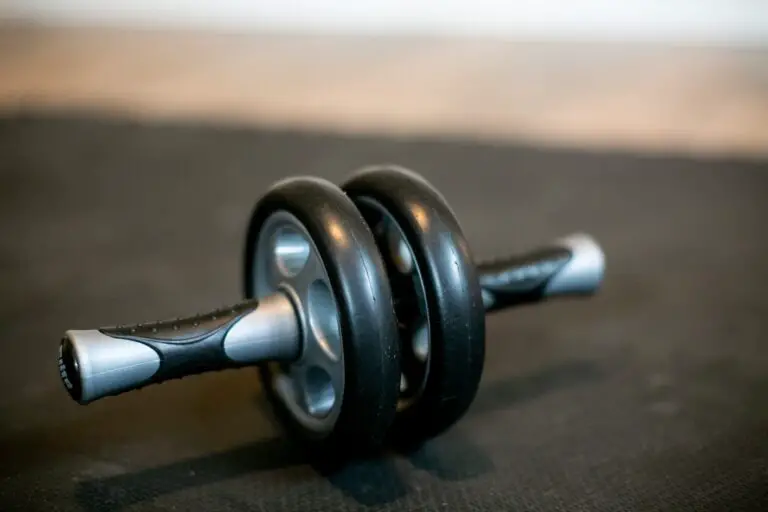 How to Properly Use an Ab Roller - Simple Fitness Hub
